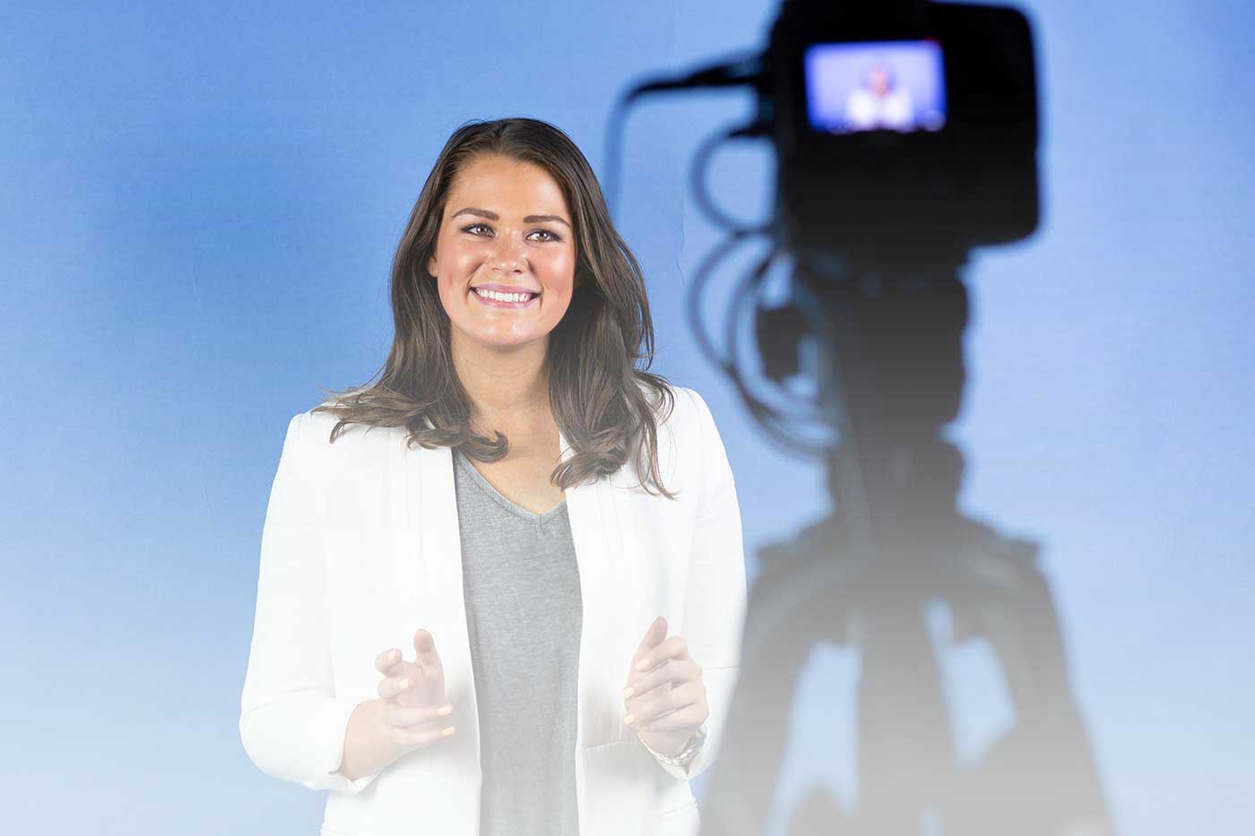 Services & Courses | Lisa McAskill TV presenting, speaking, support